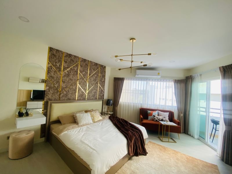 FOR SALE. Riverside Condo – npk1971